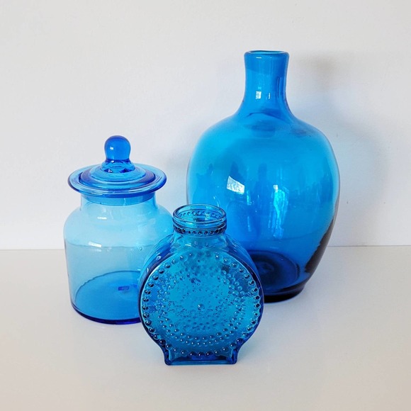 Vintage | Accents | Hand Blown Turquoise Blue Glass Vessel Electric ...
